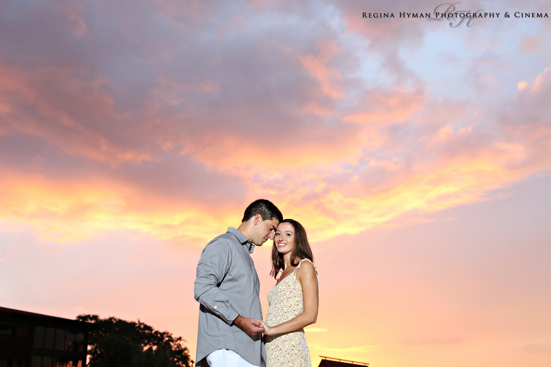 Disney's Grand Floridian & Spa and Polynesian Resort Engagement Session ...