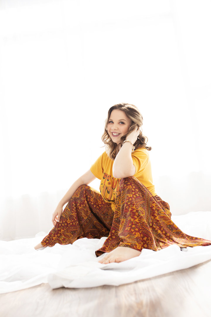 Hannah Collet, Senior Portraits with Suzanne Deaton Photography