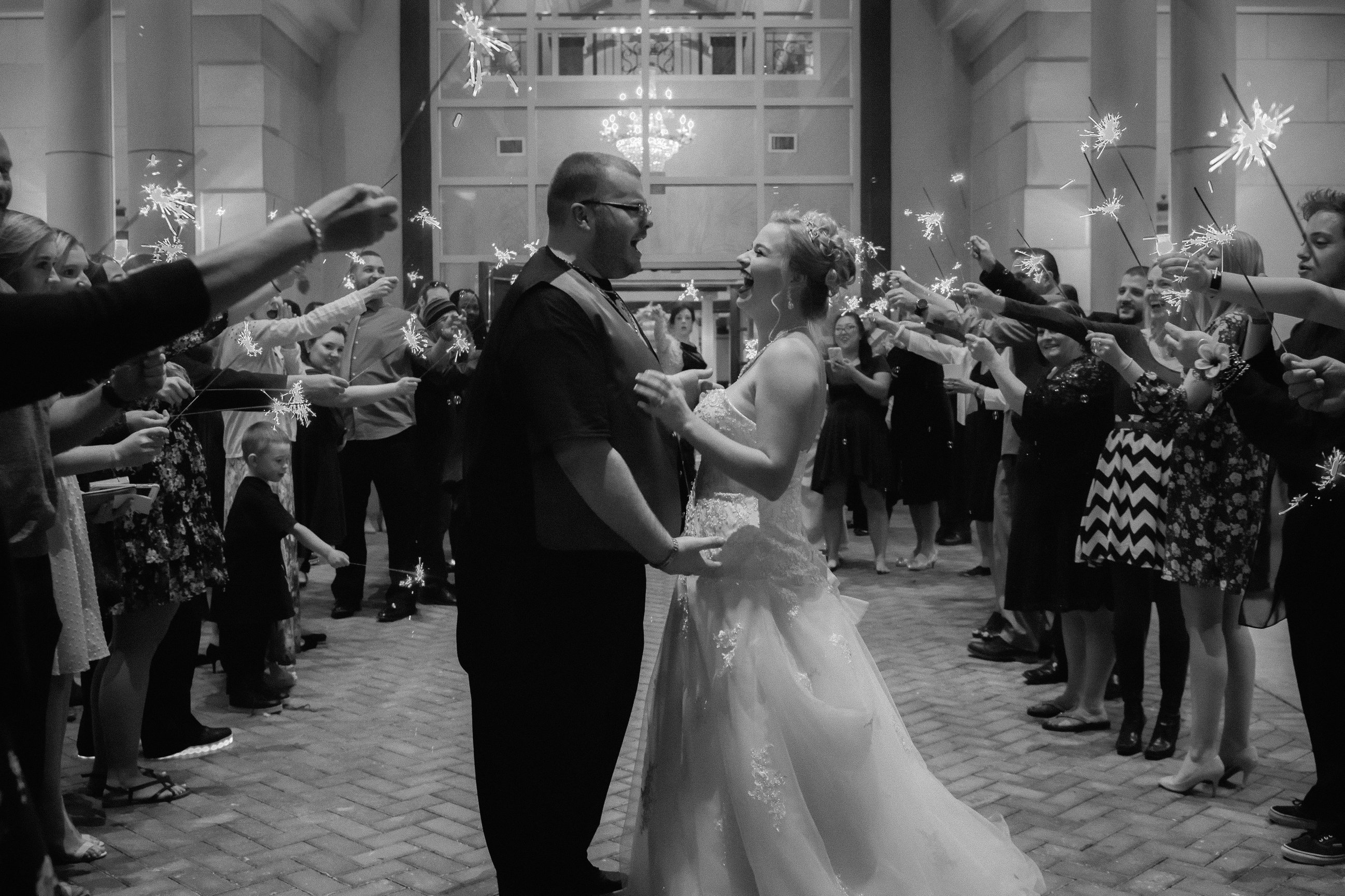 WEDDINGS - Kelly Dawn Photography