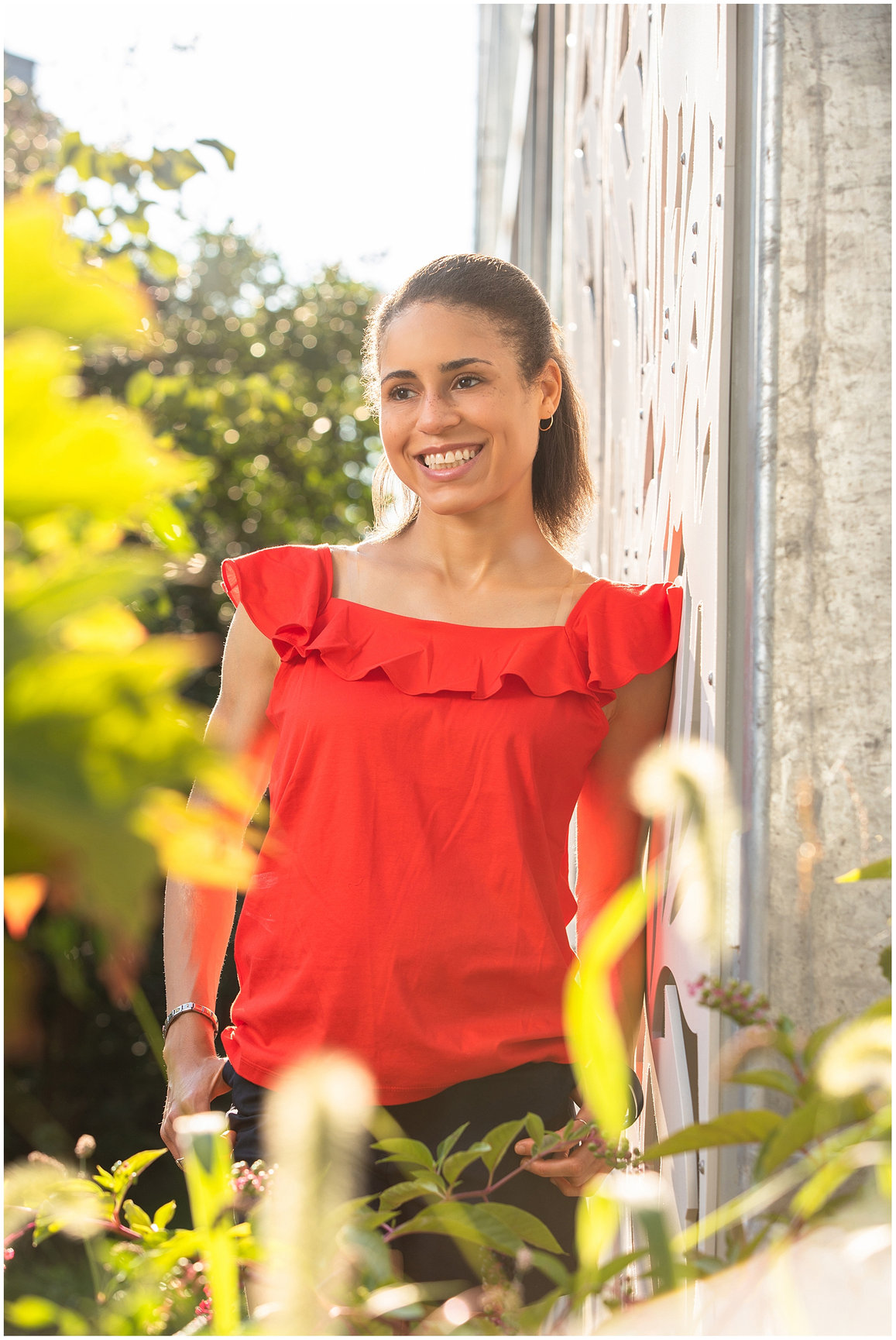 Dating Profile Pictures that Get Right Swipes - MD-DC-VA