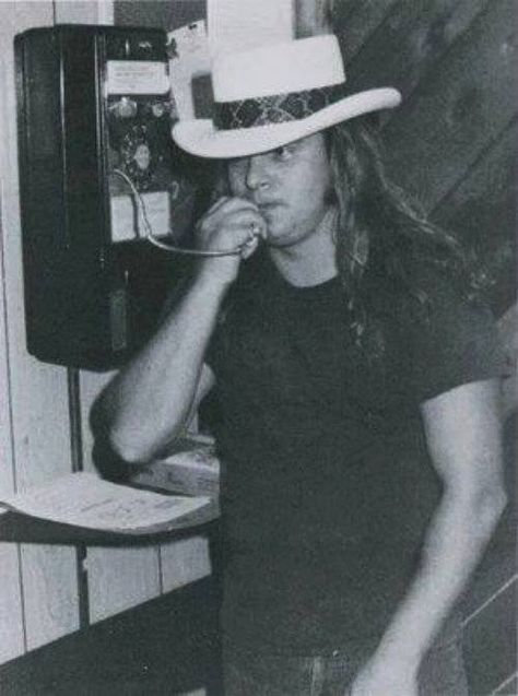 ABOUT - Edward Griffith