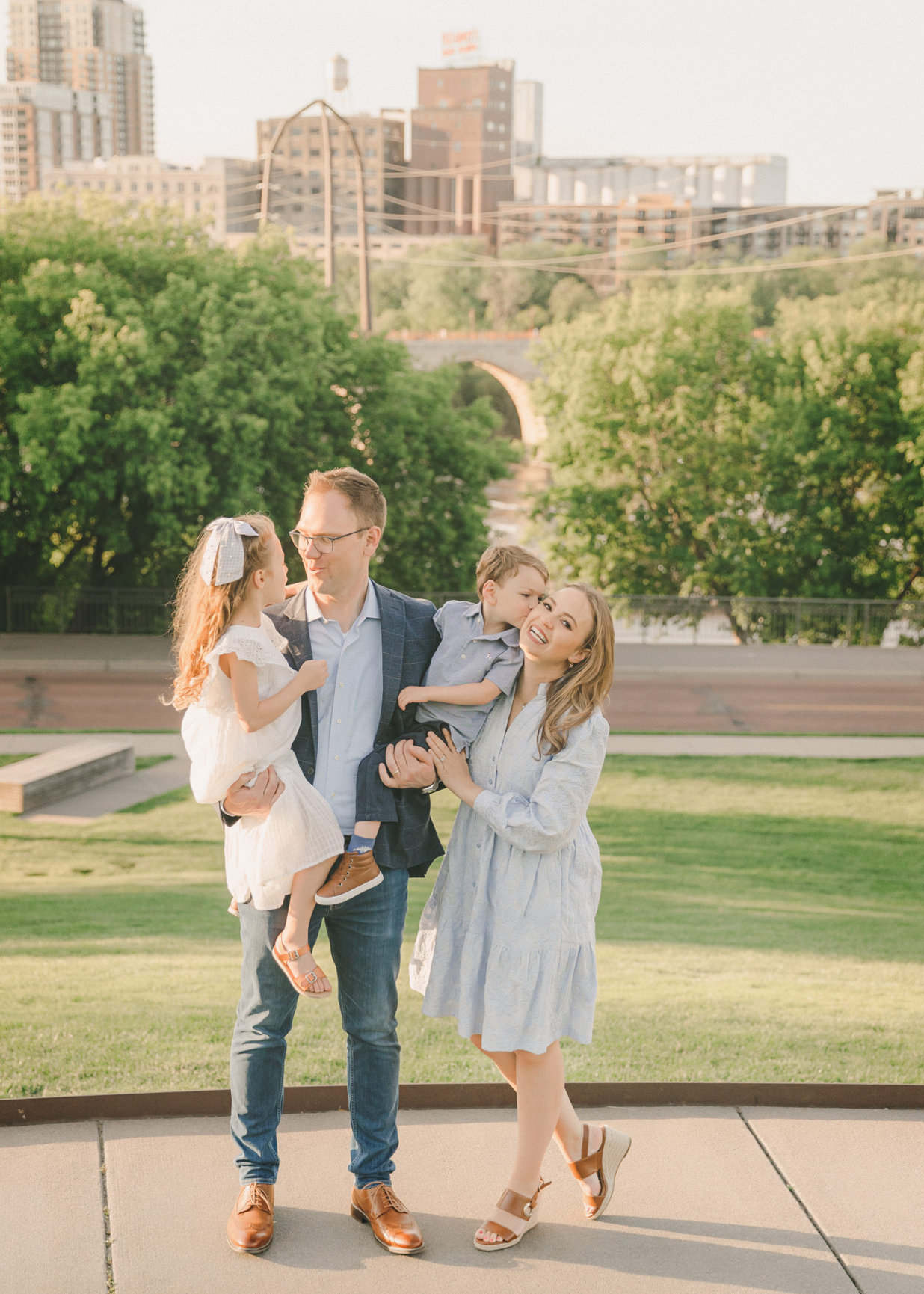 Minneapolis, MN | Family Photographer | mQn Photography