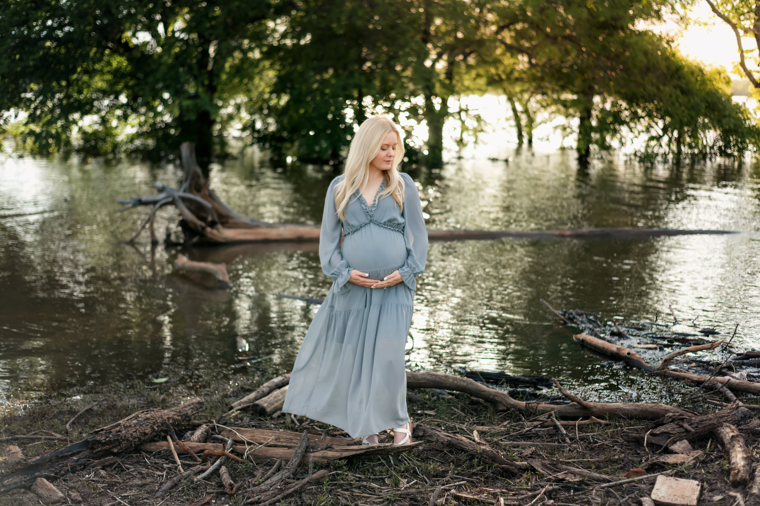 Hanna's Maternity Session - Bolt Photography