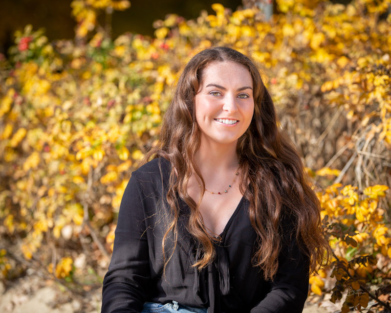 BROOKE IS GRADUATING! - Brogen Photography - Portrait Division