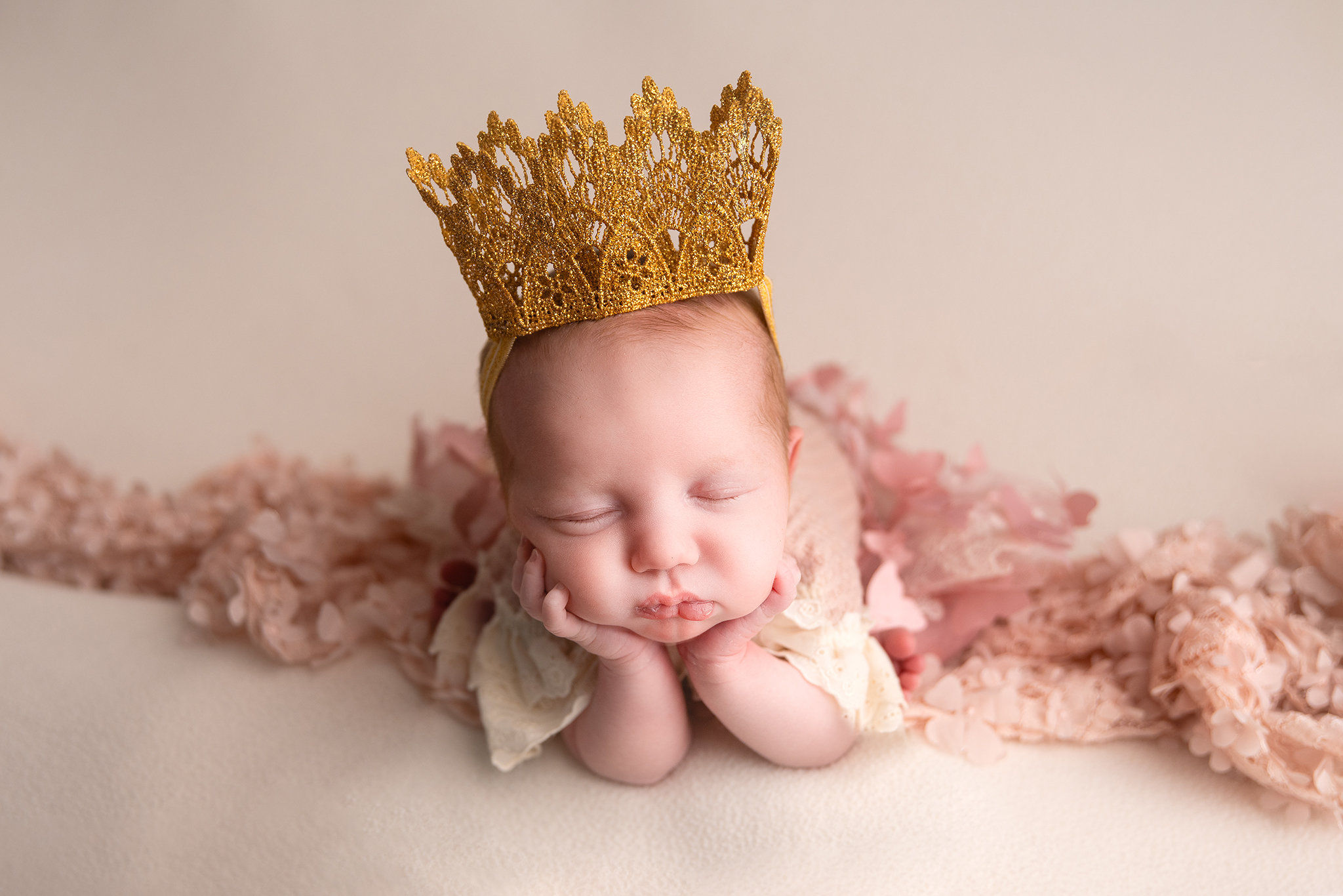 Mastering Newborn Froggy Pose, A Step-by-Step Guide to Safe and ...