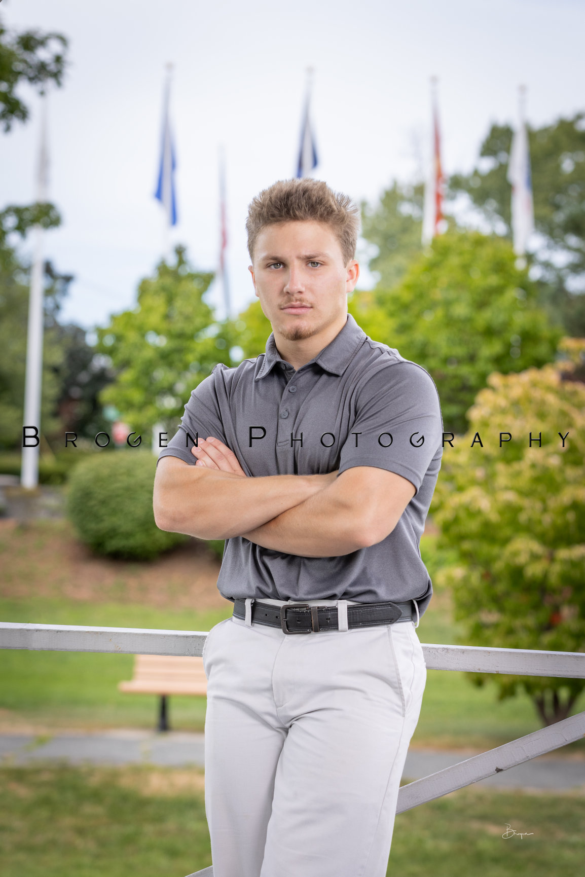 SENIOR PORTRAIT SESSION TRIBUTE TO SIBLING - Brogen Photography ...