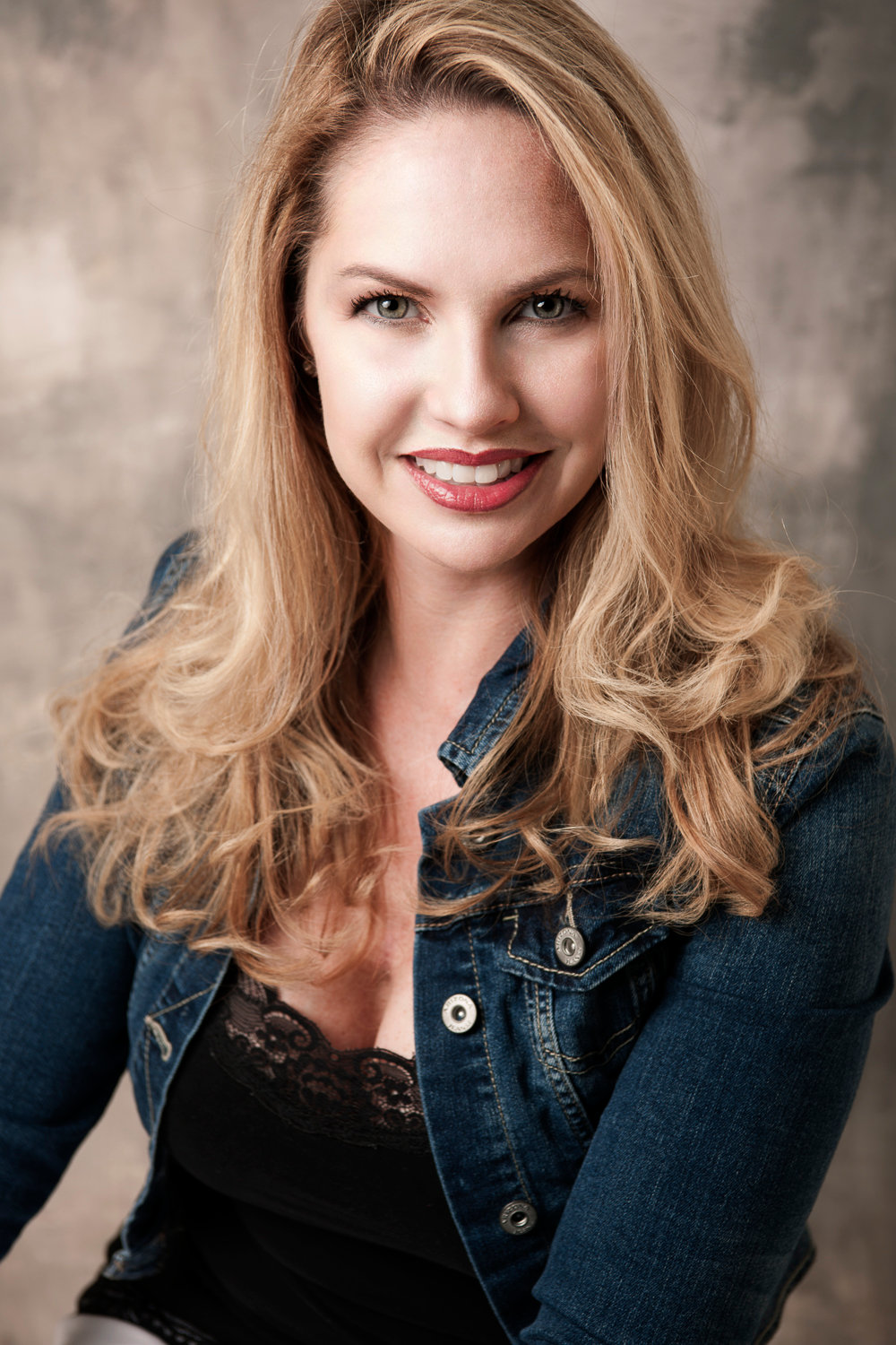 Women - Red Models & Talent