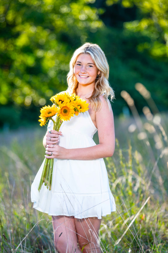 SENIOR PORTRAITS - Studio G Photography