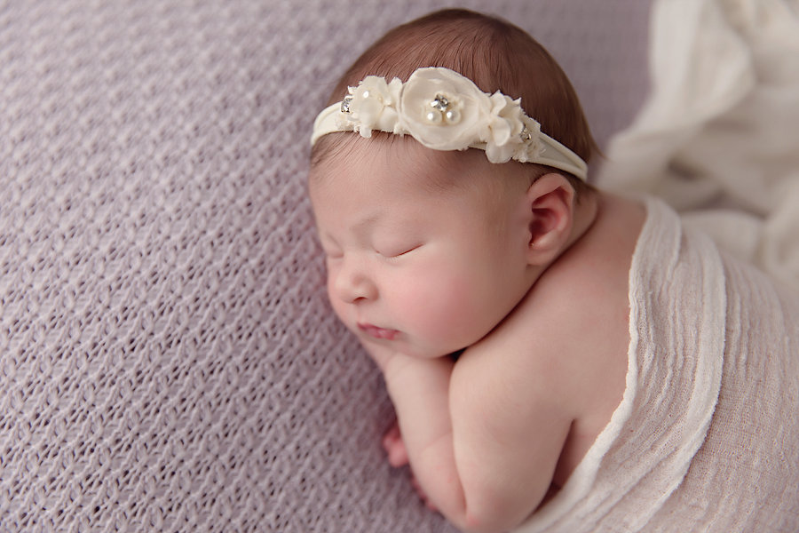 Newborn Mini Photography Sessions Explained