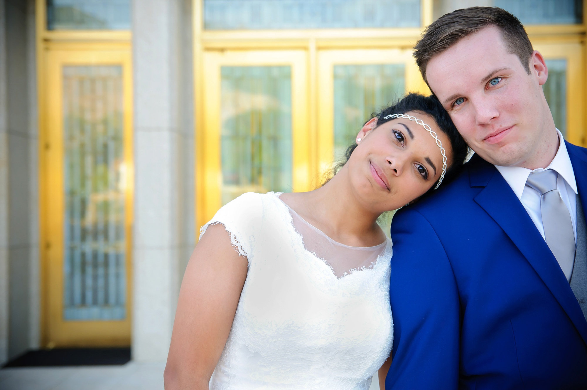 Victoria & Chris: Ogden Temple First Look - Erin Langford Photo