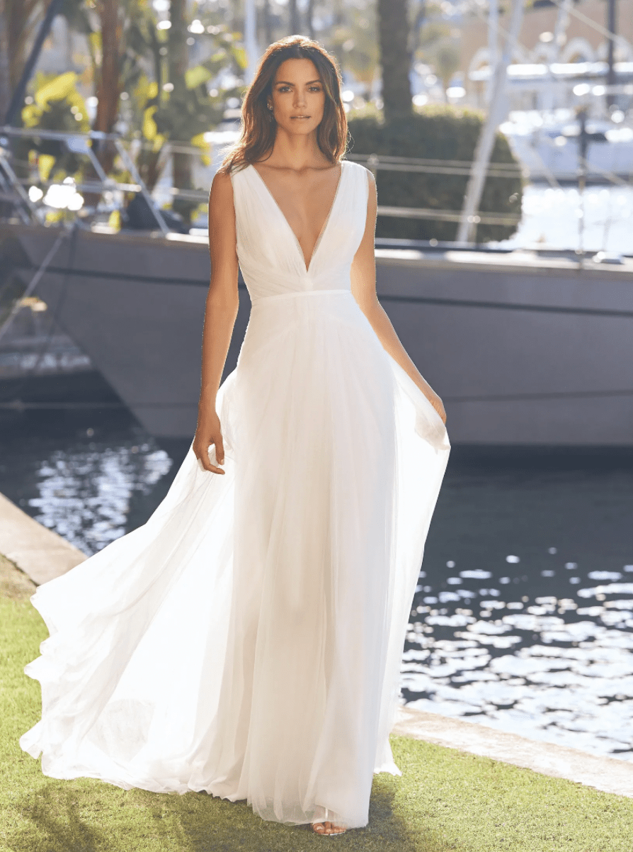Simple Wedding Dresses | Discover the Best Simple Wedding Gowns ...
