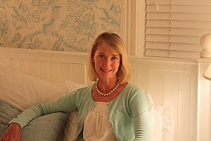 Libby Smart Bio - Tyler White O'Brien