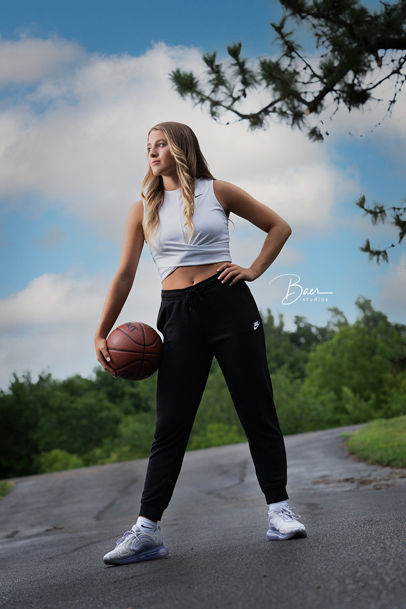 SENIORS - Baer Photography