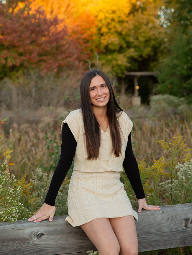 Seniors - Lynn Tucker Creative Photography