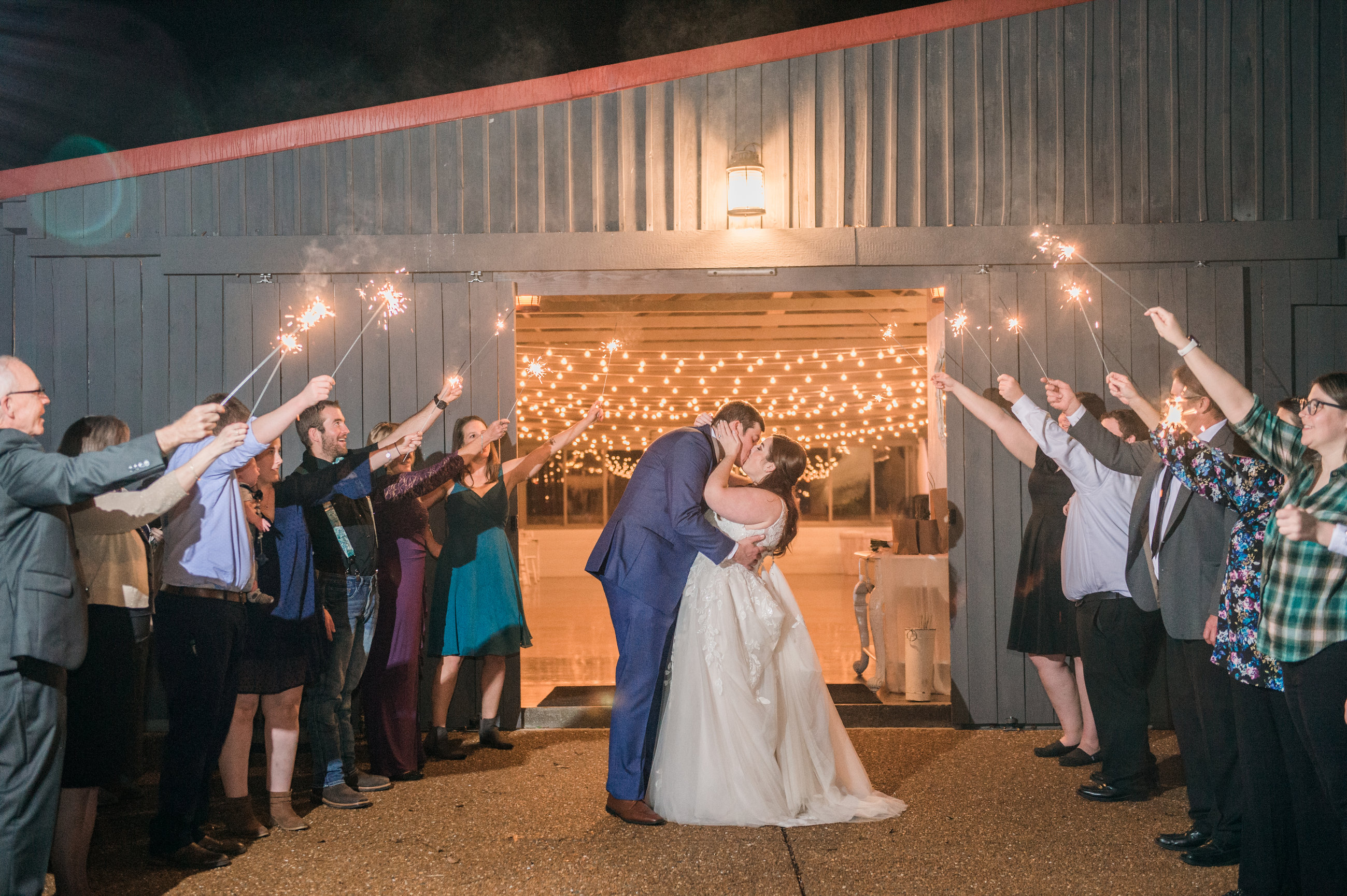 Nashville Winter Micro Wedding at Drakewood Farm - Drakewoodfarm