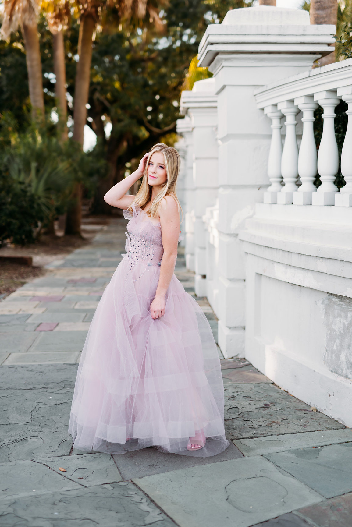 HOME - Kelly Dillman Senior Photo