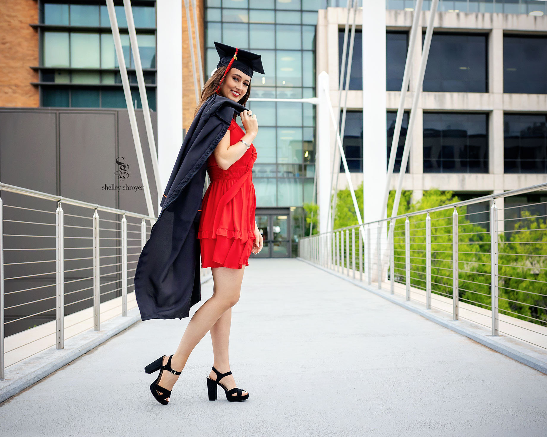 UT Grad Senior College Photos! {Austin Photographer} - Shelley Shroyer ...