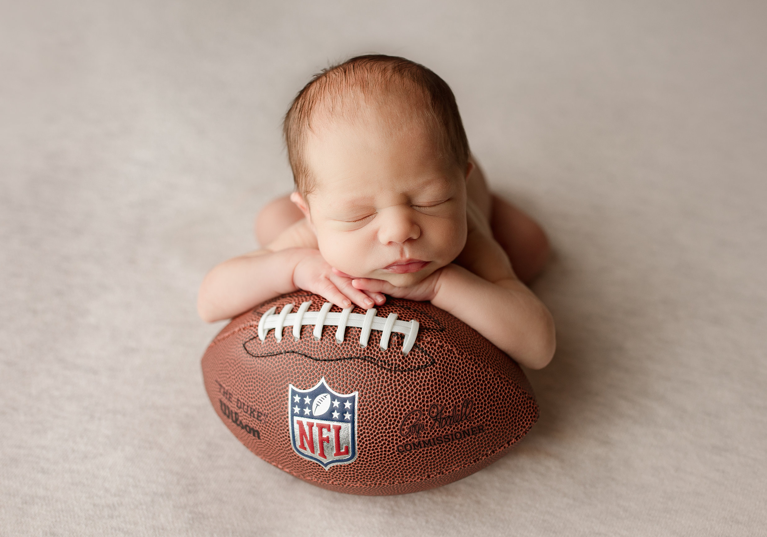 Newborn Eli - Hilary Avalos Photography