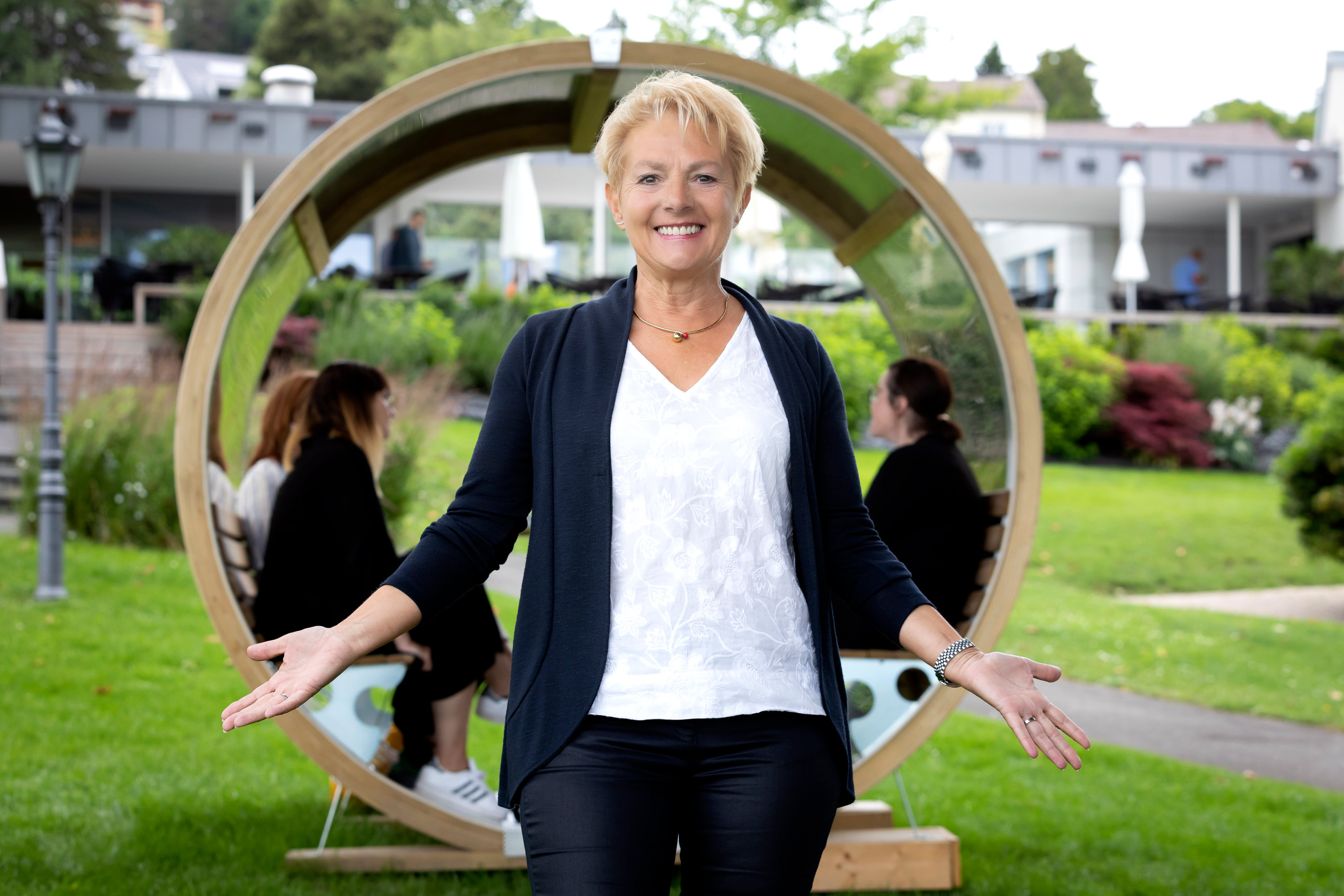 PROFESSIONAL PORTRAITS - Emo Photo