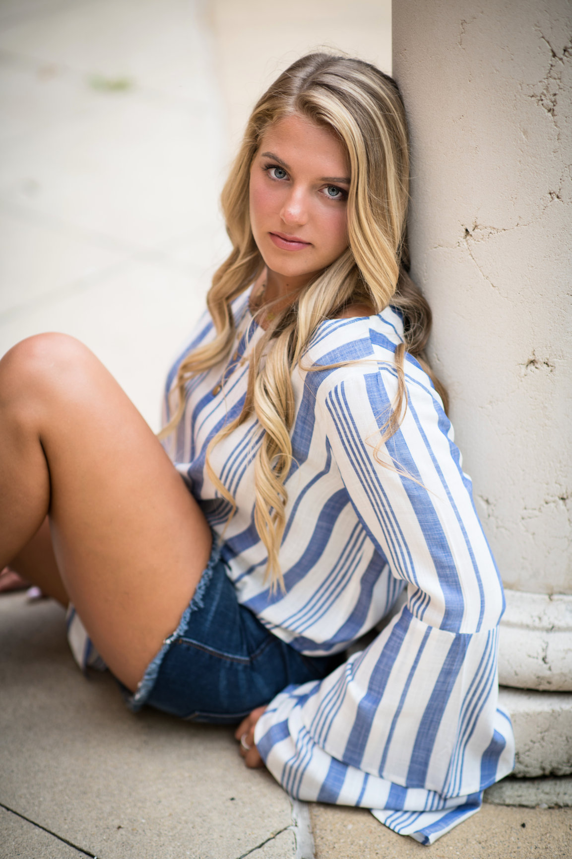 Outdoor Senior Session in Dublin Ohio with a Swimmer - Claudine Kosier ...