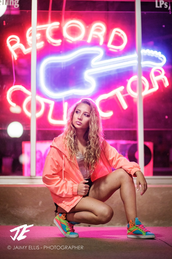 NIGHT LIGHTS - JE Influencer Team Shoot - Jaimy Ellis