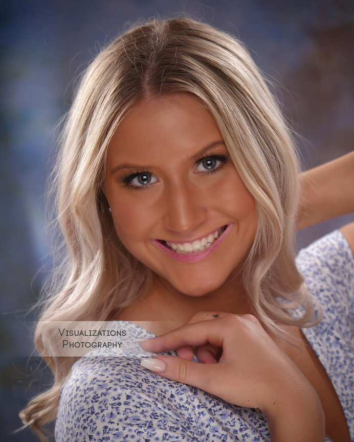 Emma Libby - Viz-Model - Visualizations Photography